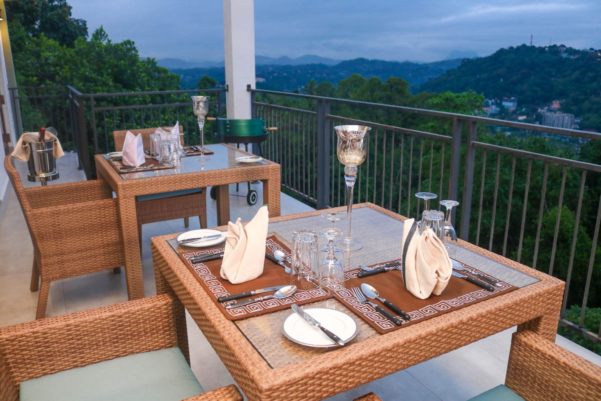 Holistic Villas Hills - Holistic Resorts and Villas